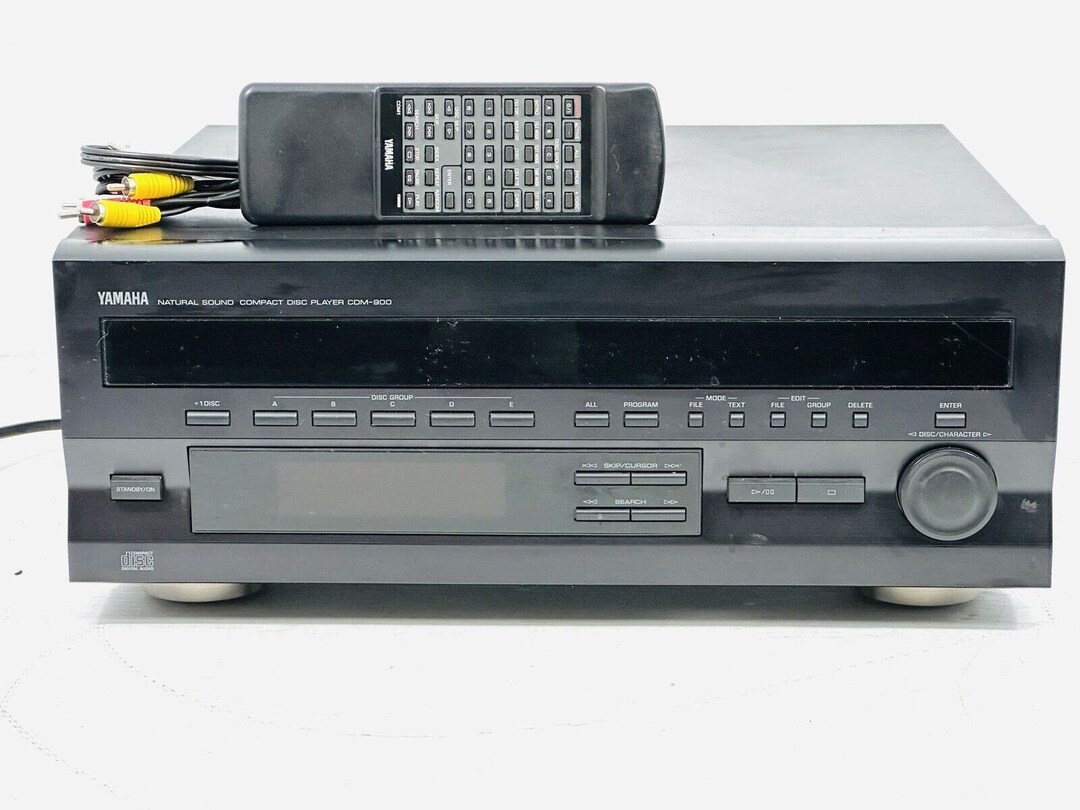 Yamaha CDM-900 High End 110 Disc Natural Sound CD Changer Tested With ...