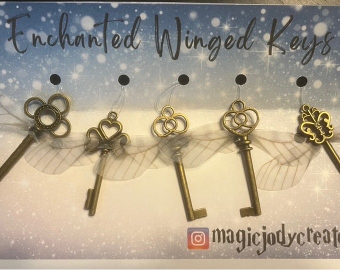 Large Flying Keys Antique Bronze, Unique and Handmade Beautiful Set ...