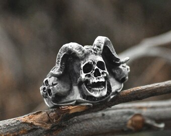 Vintage Devil Ring - Etsy
