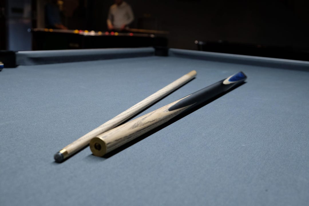 Personalized Pool Cue: Classic Billiard Stick, Engraved Gift - Etsy