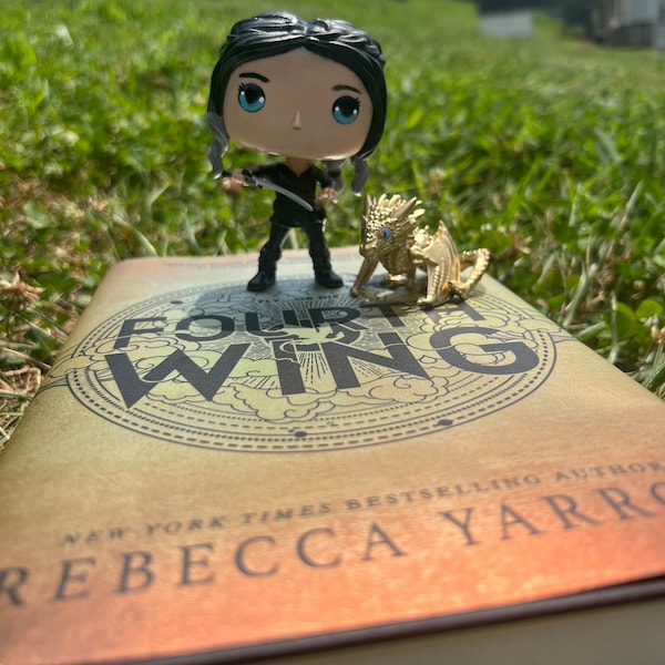 Fourth Wing Funko Pop - Etsy