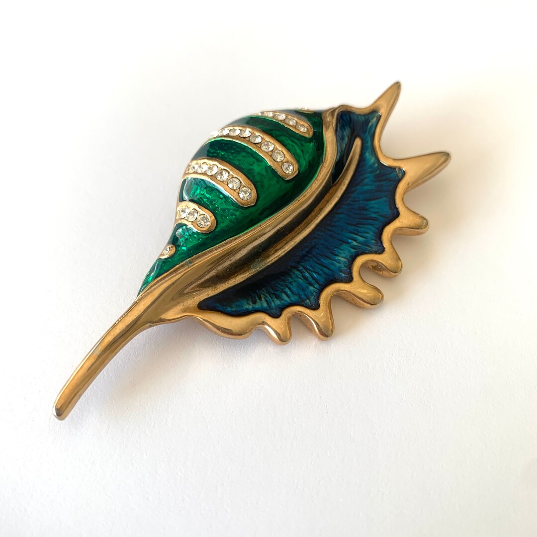Vintage Enamel Conch Shell Brooch Pin Rhinestones Blue Green Gold Tone ...