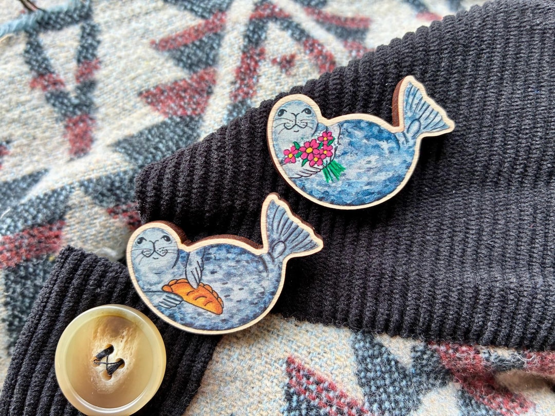 Seal Pin Badge: Eco-friendly Ocean Lover Gift, Wood Animal Brooch - Etsy UK