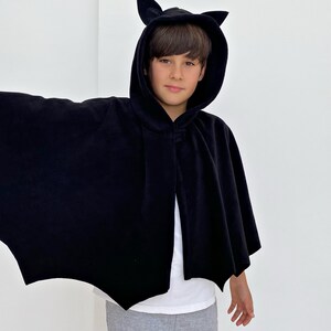 Kids' Halloween Bat Cape, Gothic Vampire Costume, Bat Wings Spooky Cape ...