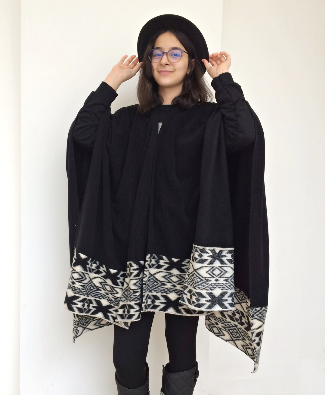 Tribal Wrap Poncho, Aztec Fleece Cape, Black White Blanket Coverup ...