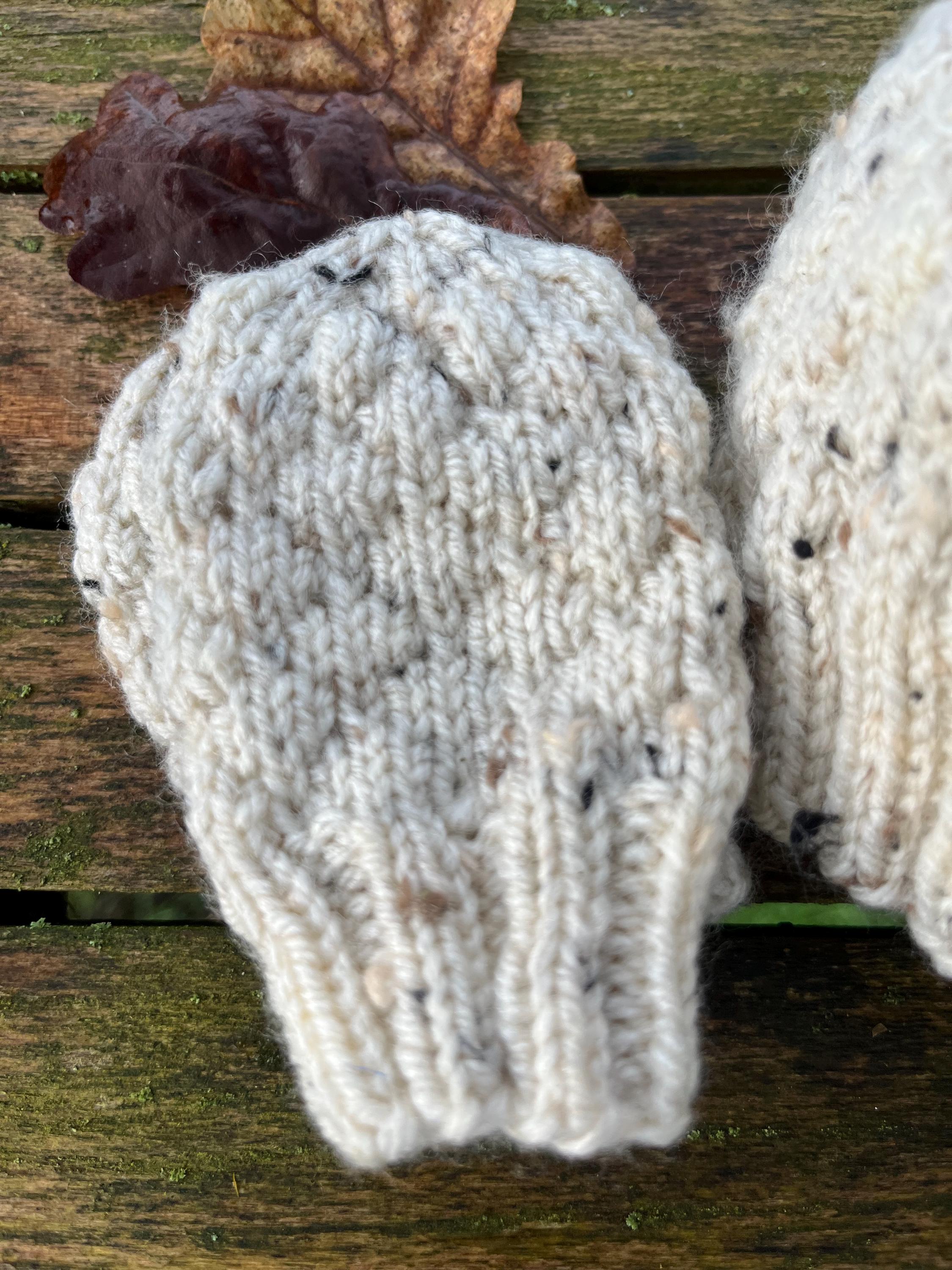 Knitting Pattern for Little Bump Newborn Hat and Mittens Set - Etsy