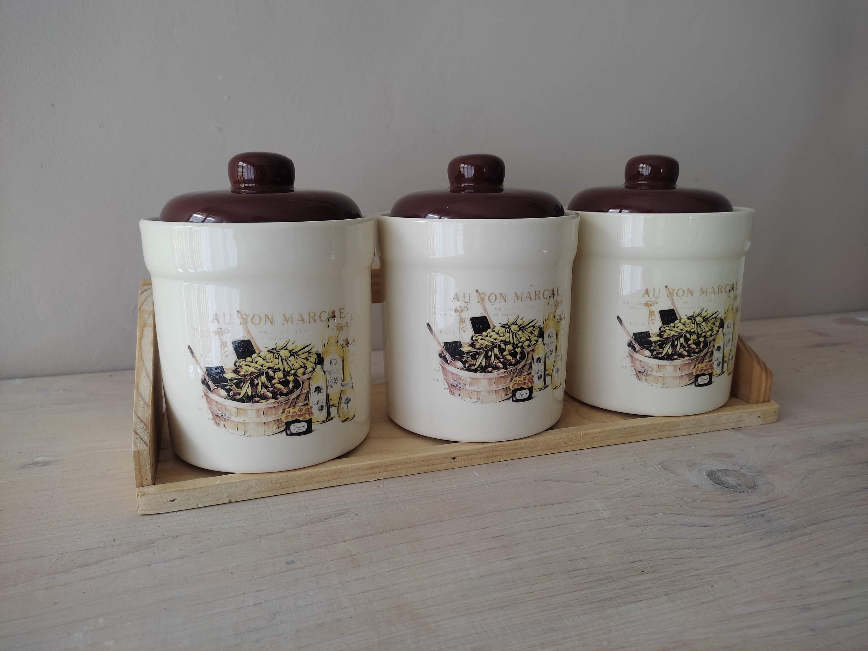 Vintage Ceramic Spice Rack Cabinet for Your Herbs Retro Red Spice Jars ...