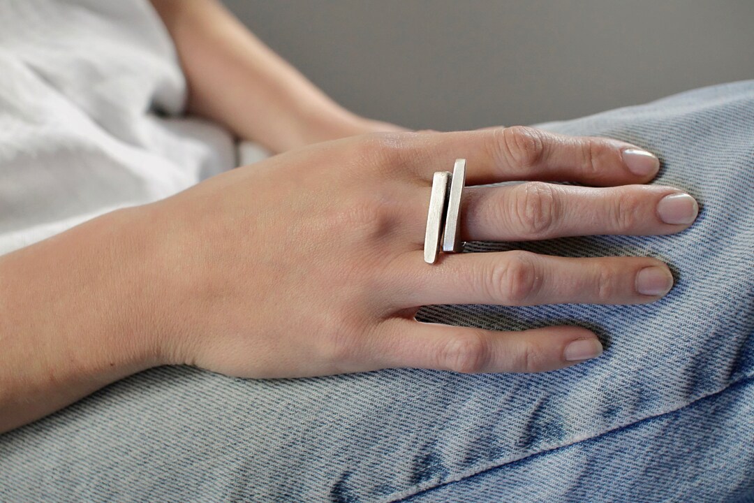 Zaman Ring - Silver Parallel Lines Ring, Hammered Ring, Unique, Modern ...