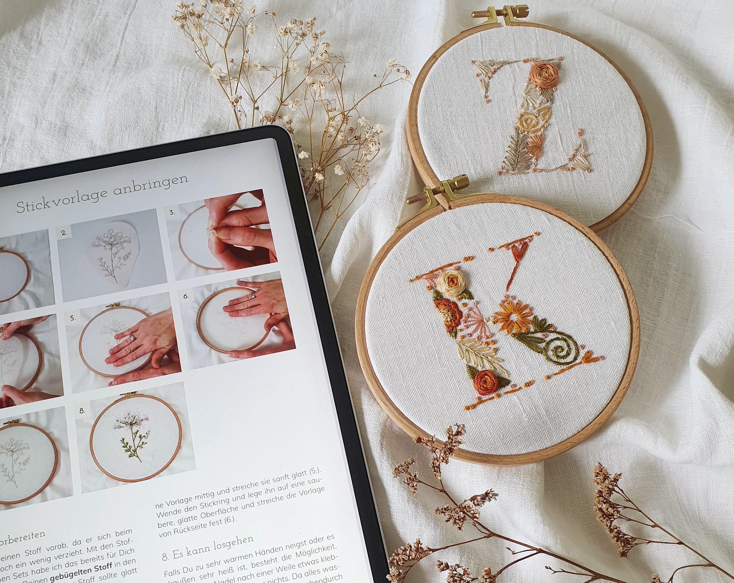 Floral Letter d Digital Embroidery Pattern & Guide - Etsy