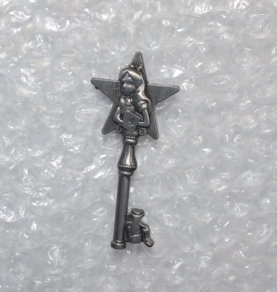 DSF Hollywood Key Alice in Wonderland Disney Pin 95339 X - Etsy