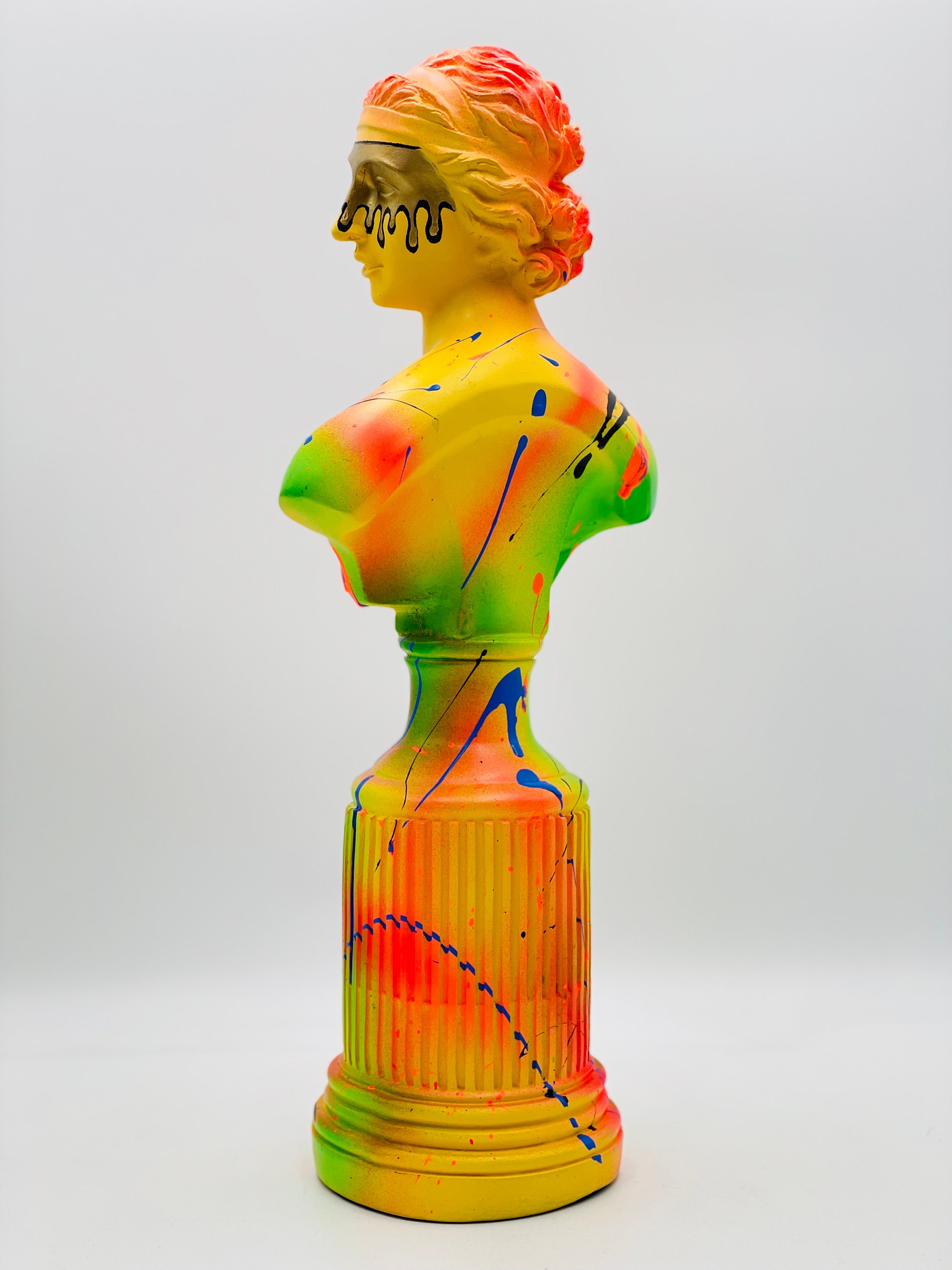 Pop Art Greek Goddess Statue, 17 Graffiti Art Large Woman Bust, LOVE ...