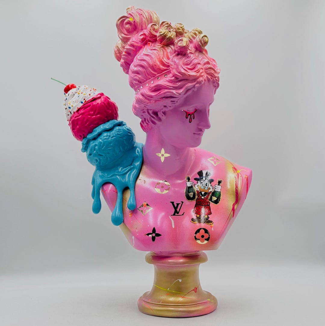 Pink Venus Sculpture With Scrooge Mcduck & Ice Cream – Neon Pop Art ...