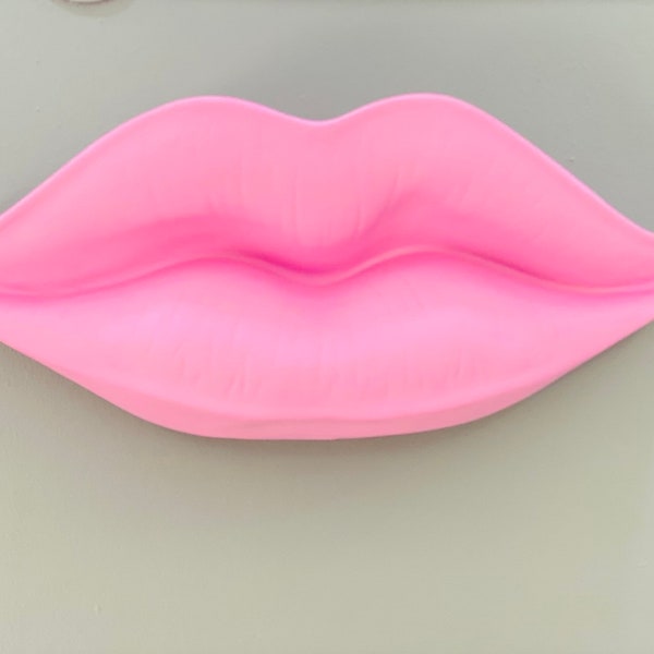 Lips Sculpture - Etsy