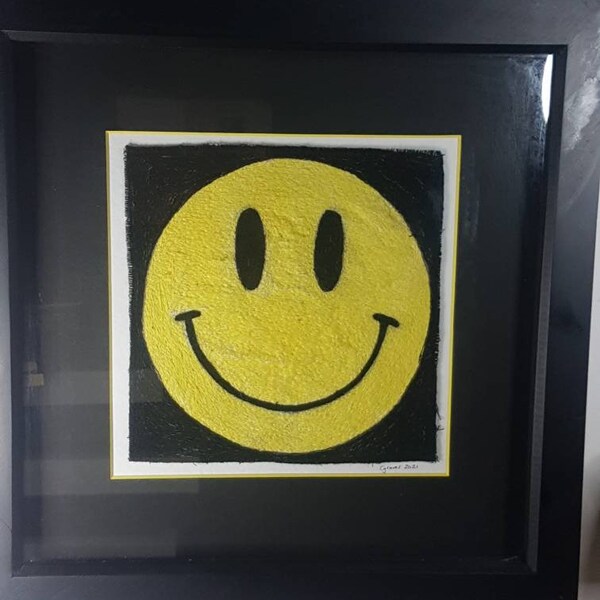 Smiley Face House - Etsy