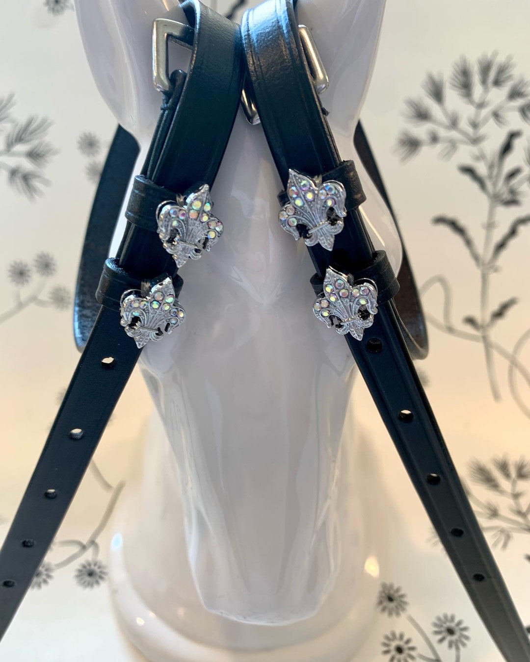 English Leather Spur Straps With Charms - Etsy