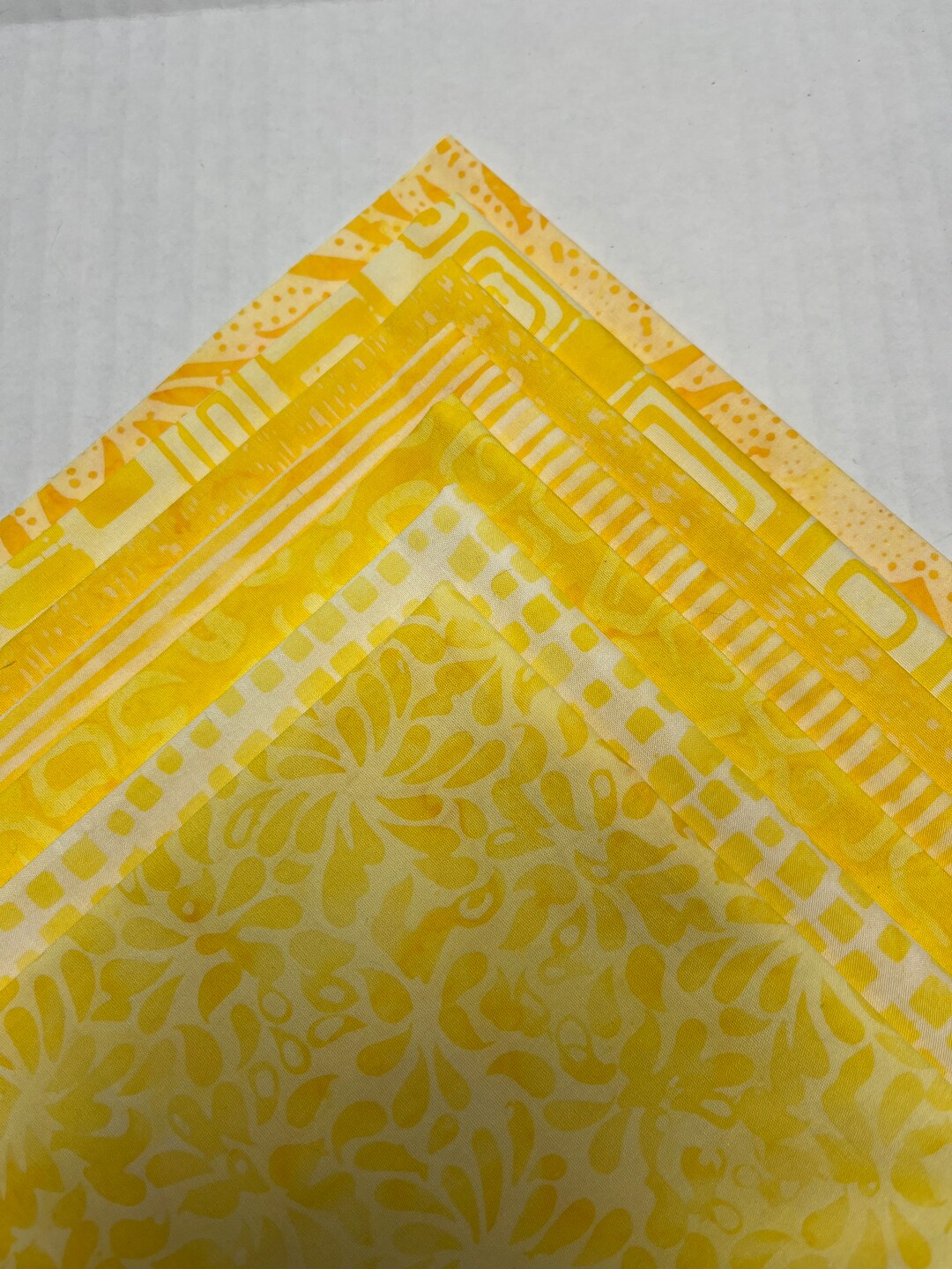 Batik Sunny Yellow Fat Quarter Bundle of 7 FQ - Etsy