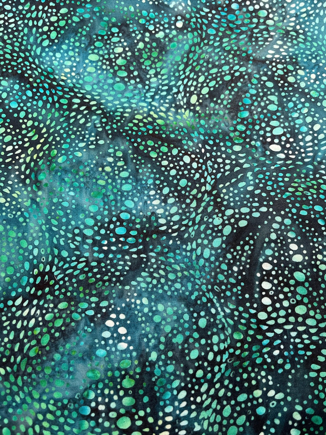 Batik Hoffman Teal Sea Urchin MR43H-21 BTY or BTHY. Continuous Yardage ...