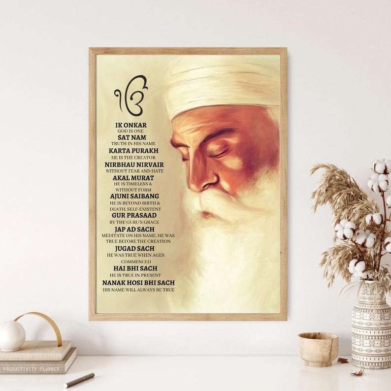 Guru Nanak Dev Ji Picture & Sikh Mool Mantar in English, Punjabi Sikh ...