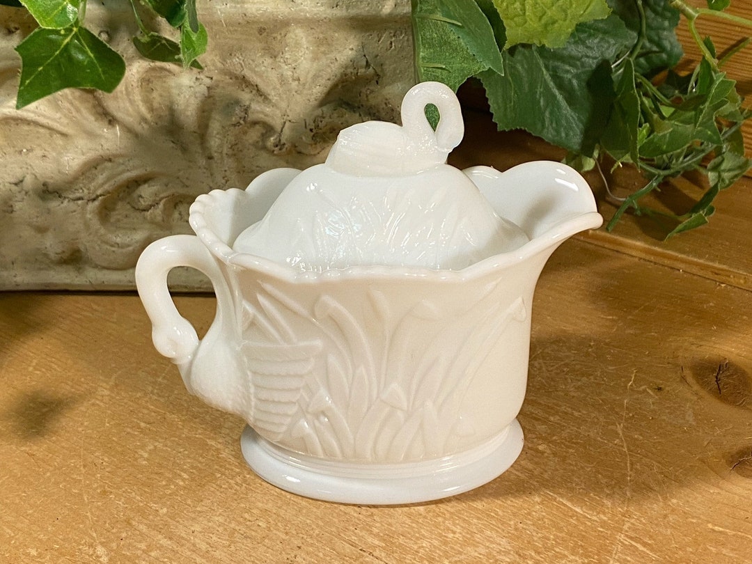 Vintage Milk Class Swan Cream Pitcher With Lid Westmoreland Shabby Chic ...