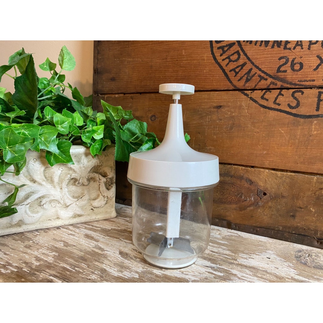 Vintage Plastic Chopper | Vegetable and Nut Chopper | Mid Century ...