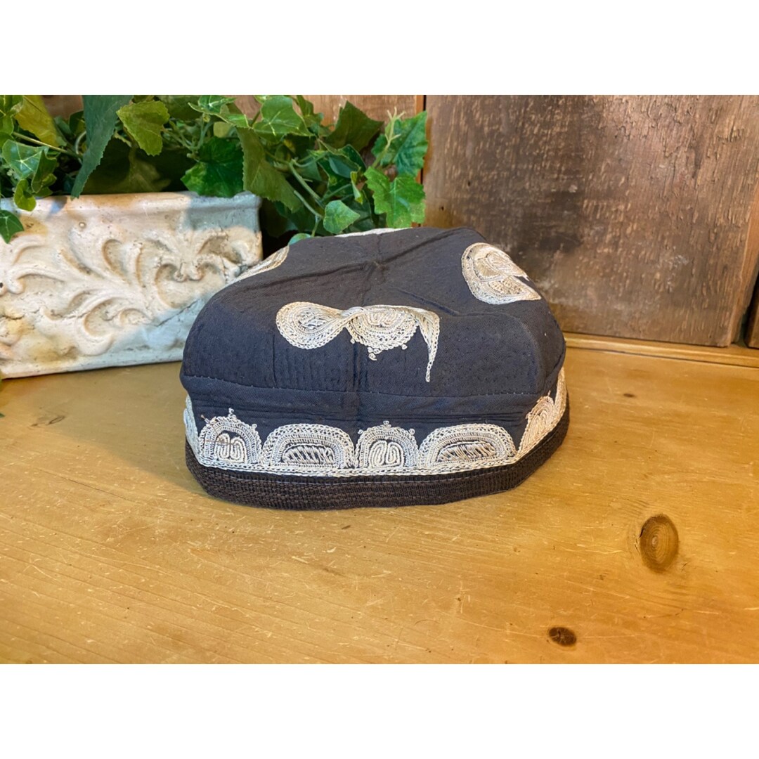 Vintage Gray Yarmulke Prayer Cap With Crocheted Trim | Kippah | Skull ...