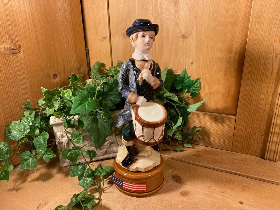 Vintage Music Box: Boy Figurine With Drum | Historical Drummer Boy With ...