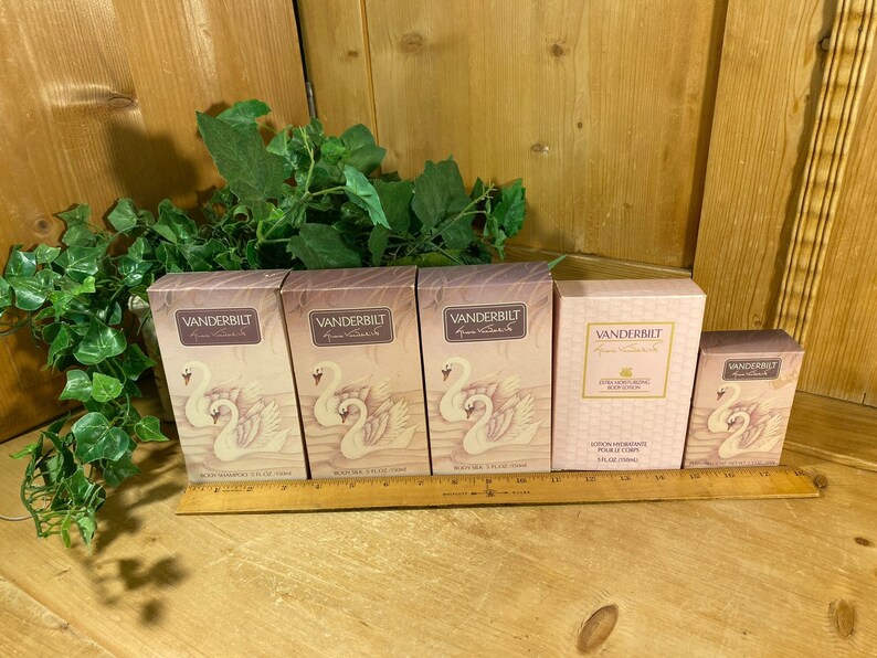Vintage Gloria Vanderbilt Body Care Collection - Set of 5 | Shampoo ...