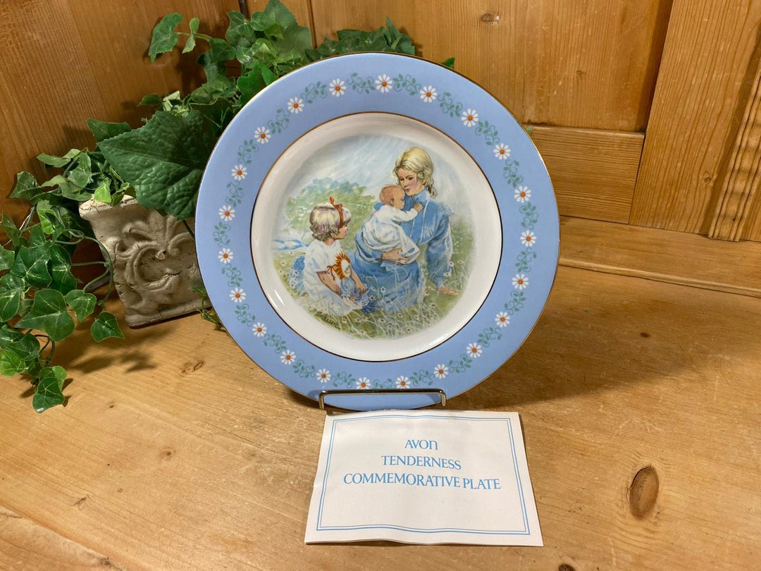 Vintage Avon Collectible Plate | Avon | Tenderness Commemorative Plate ...