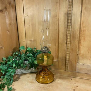 Vintage Amber Glass Oil Lamp Yellow Brown Glass Hurricane Kerosene Oil ...