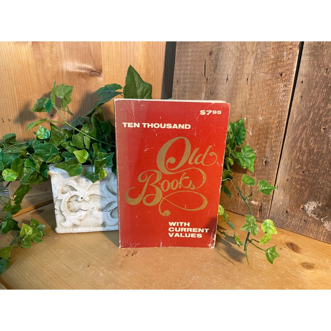 Vintage Ten Thousand Old Books With Current Values Book | Collector ...
