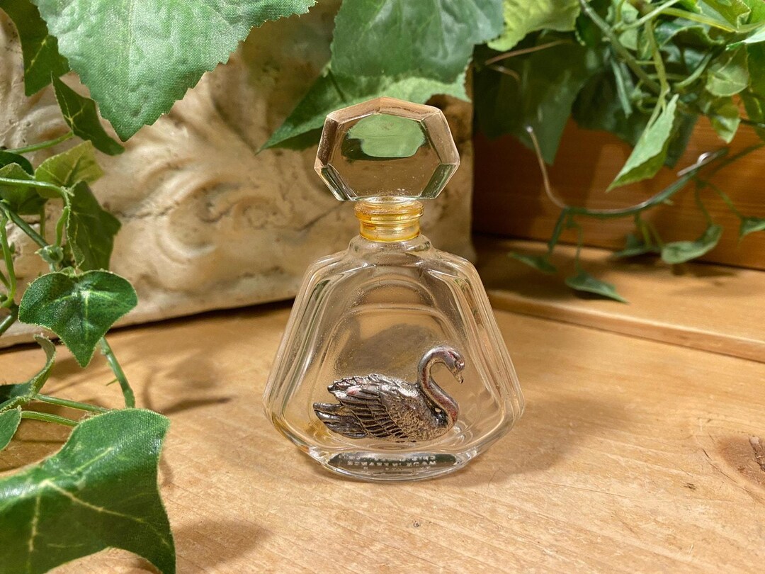 Vintage French Perfume Bottle With Silver Swan | VCA "cristal" Perfume ...