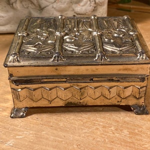 Vintage Neo-gothic Metal Trinket Box Gothic Style Silver Trinket Box ...