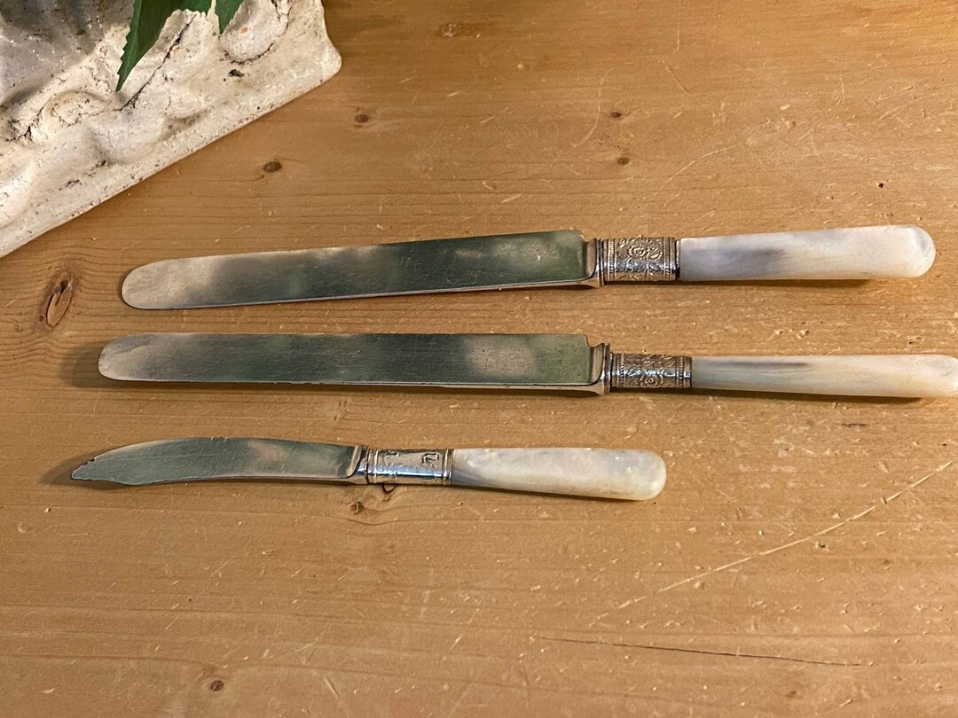Vintage Mother of Pearl Handle Knives - Set of 3 | Universal LF & C ...