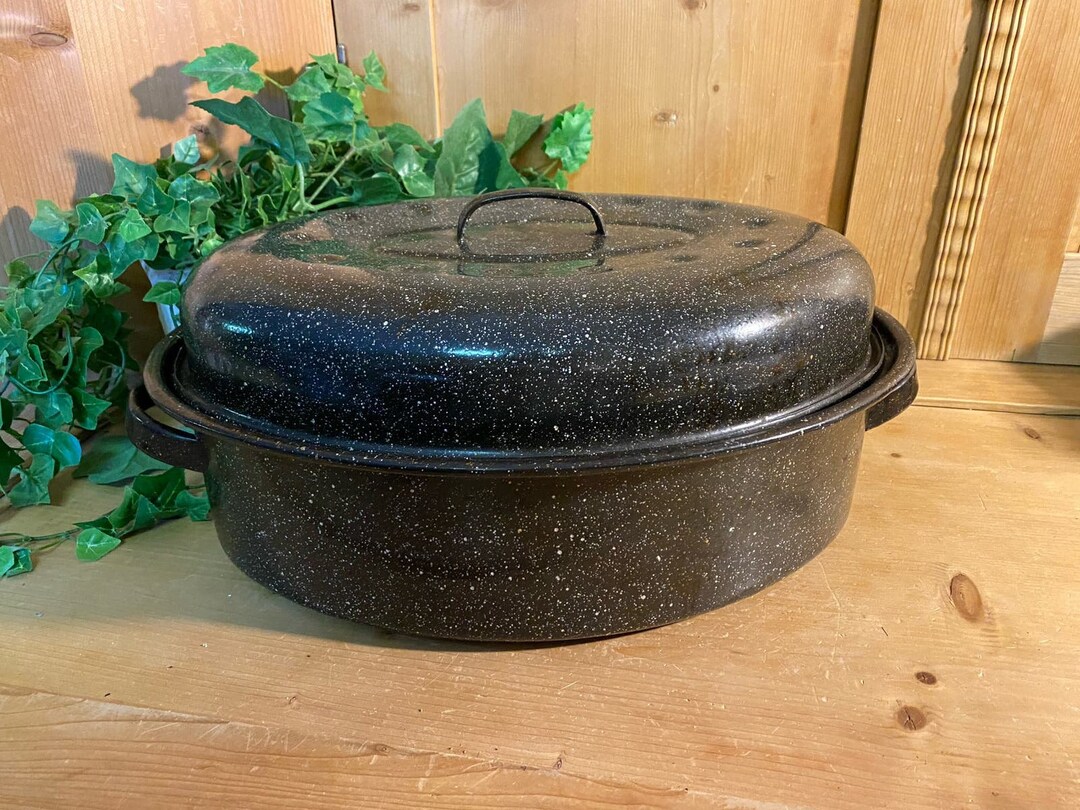 Vintage Black Enamel Granitware Roasting Pan With Cover | Roaster ...