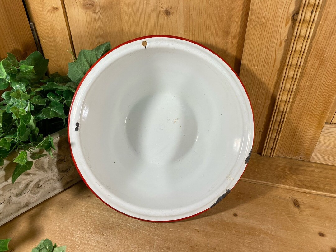 Vintage White Enamel Mixing Bowl With Red Trim White Red Enamel Mixing ...