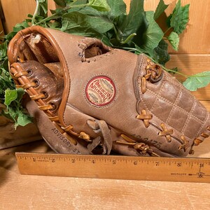 Vintage Spalding Leather Baseball Glove | Full Size Leather Baseball Mitt | Baseball Memorabilia ...