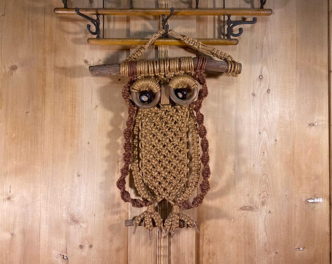 Vintage Macrame Owl Wall Hanging | 1970s Wall Decor | Macrame Wall ...