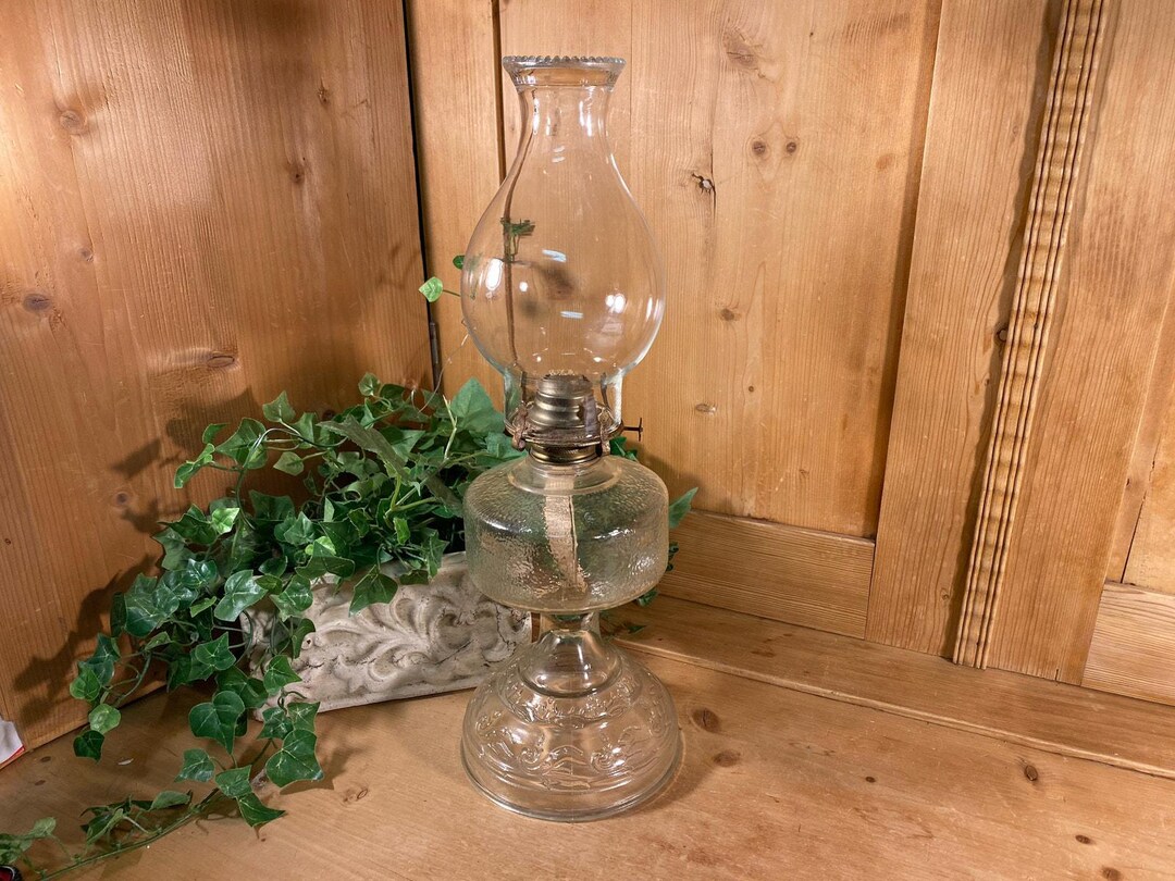 Vintage Large Clear Glass Oil Lamp Hurricane Kerosene Oil Lamp Shabby ...