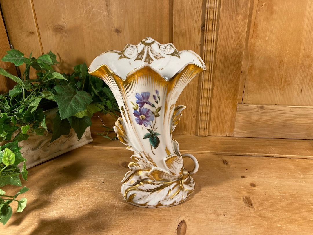 Vintage White Ornate Victorian Fan Vase With Violets and Gold Trim ...