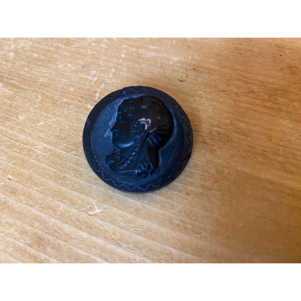 Black Bakelite Cameo - Etsy