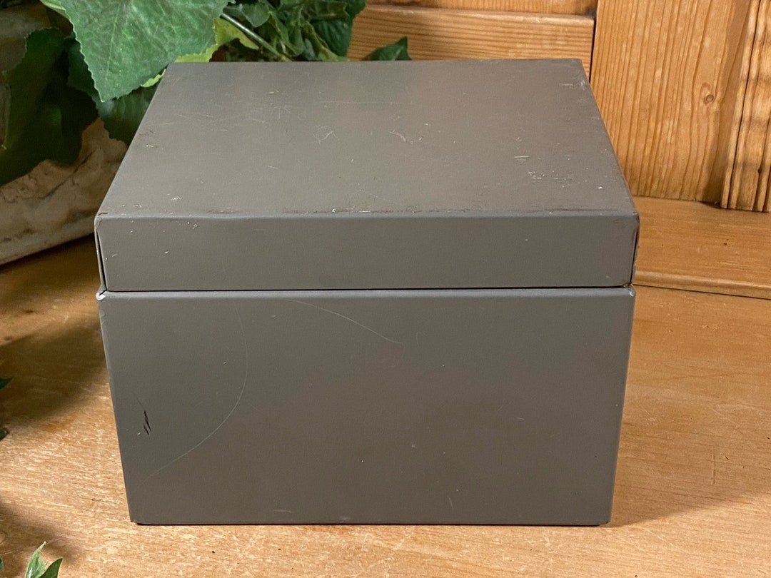Vintage Metal Index Card Organizer With Dividers | Industrial Office ...