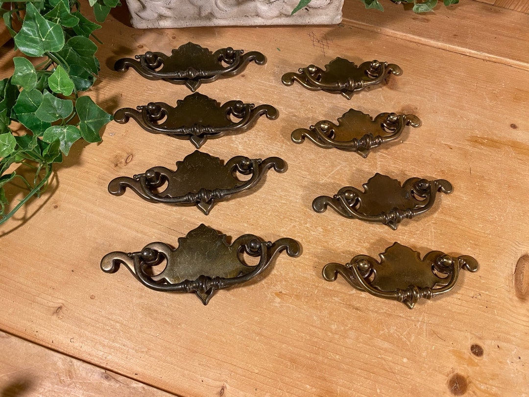 Vintage Ornate Metal Drawer Pulls - Set of 8 (note Various Sizes ...