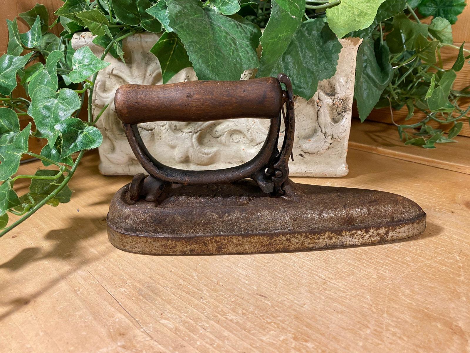 Vintage Sad Iron With Wooden Handle | Sensible | Vintage Clothes Press ...