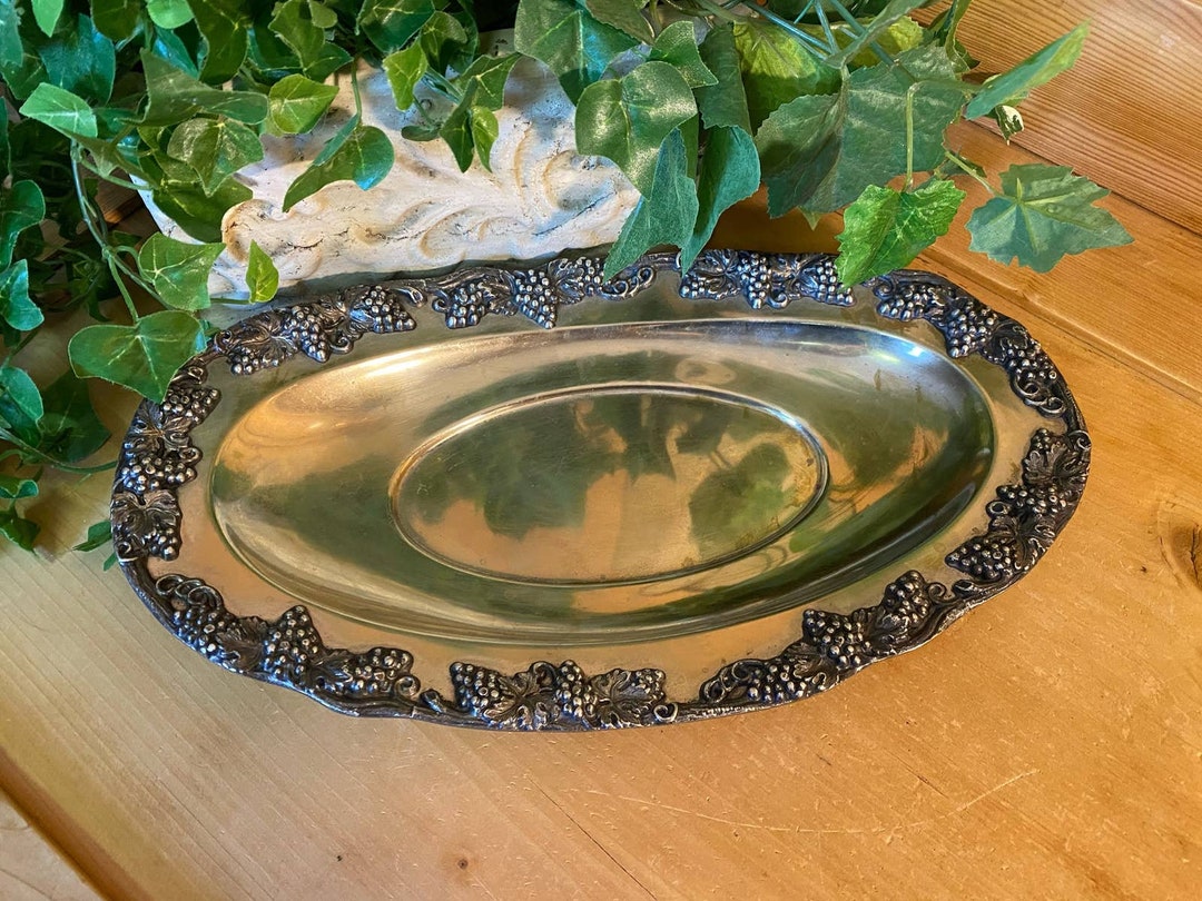 Vintage Oval Silver Platter With Grapevines | Continental EPNS | Silver ...