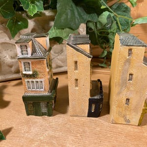 Vintage Ceramic Village House Figurines - Set of 3 | Lilliput Lane ...