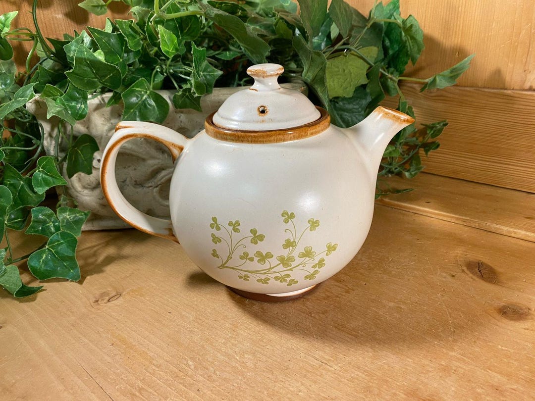 Vintage Irish Country Pottery Teapot | Shamrock Teapot | Beige + Green ...