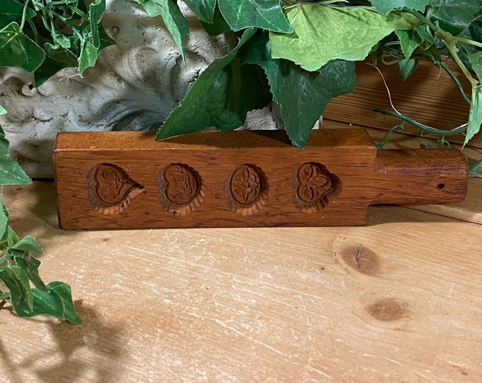 Vintage Wooden Sugar Mold With Roosters + Chickens | Four Slot Sugar ...