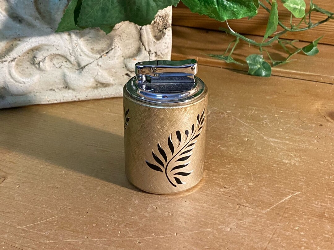 Vintage Metal Table Cigarette Lighter Decorative Cigarette Lighter With ...