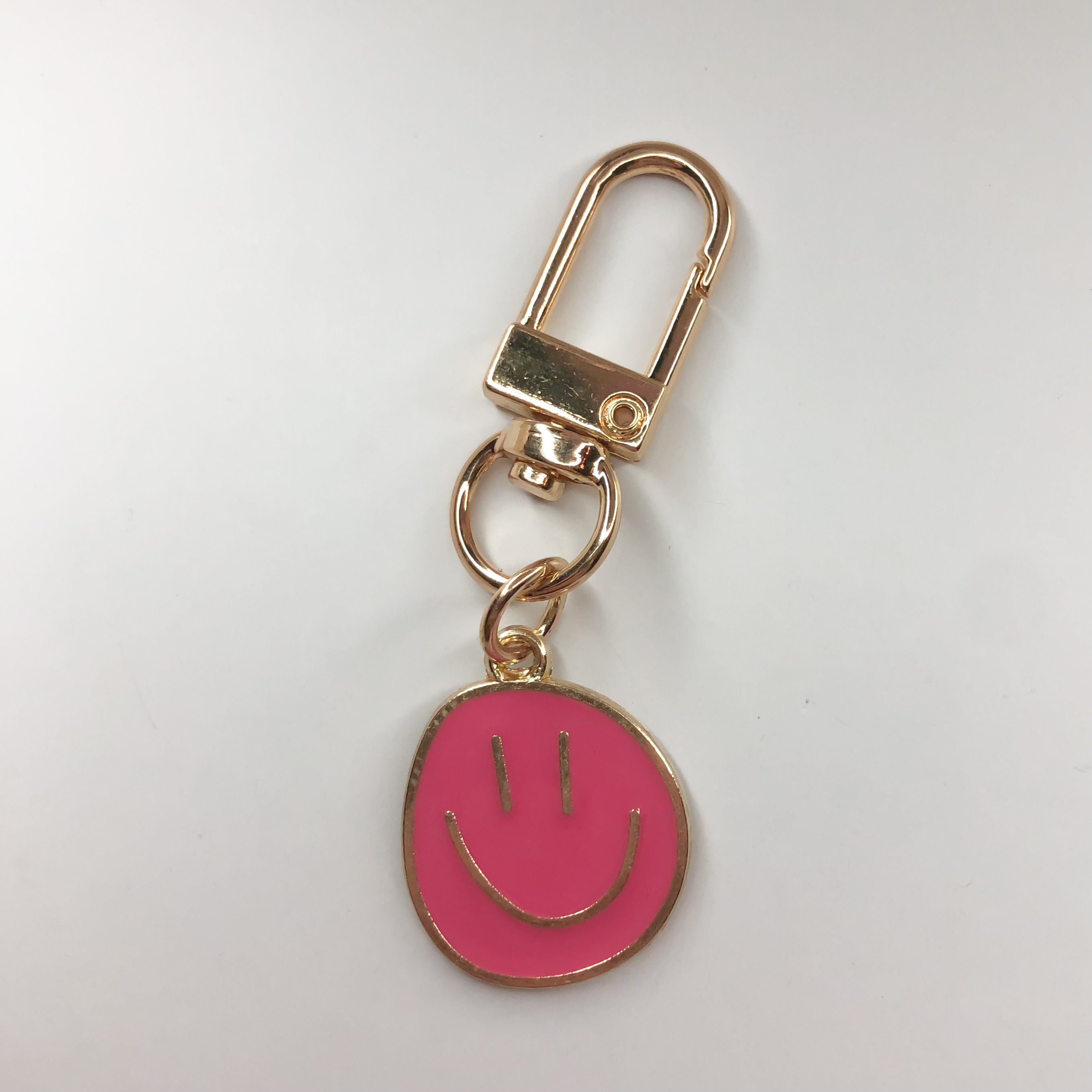 Smiley Face Keychains [SHIPS FROM USA] - Etsy