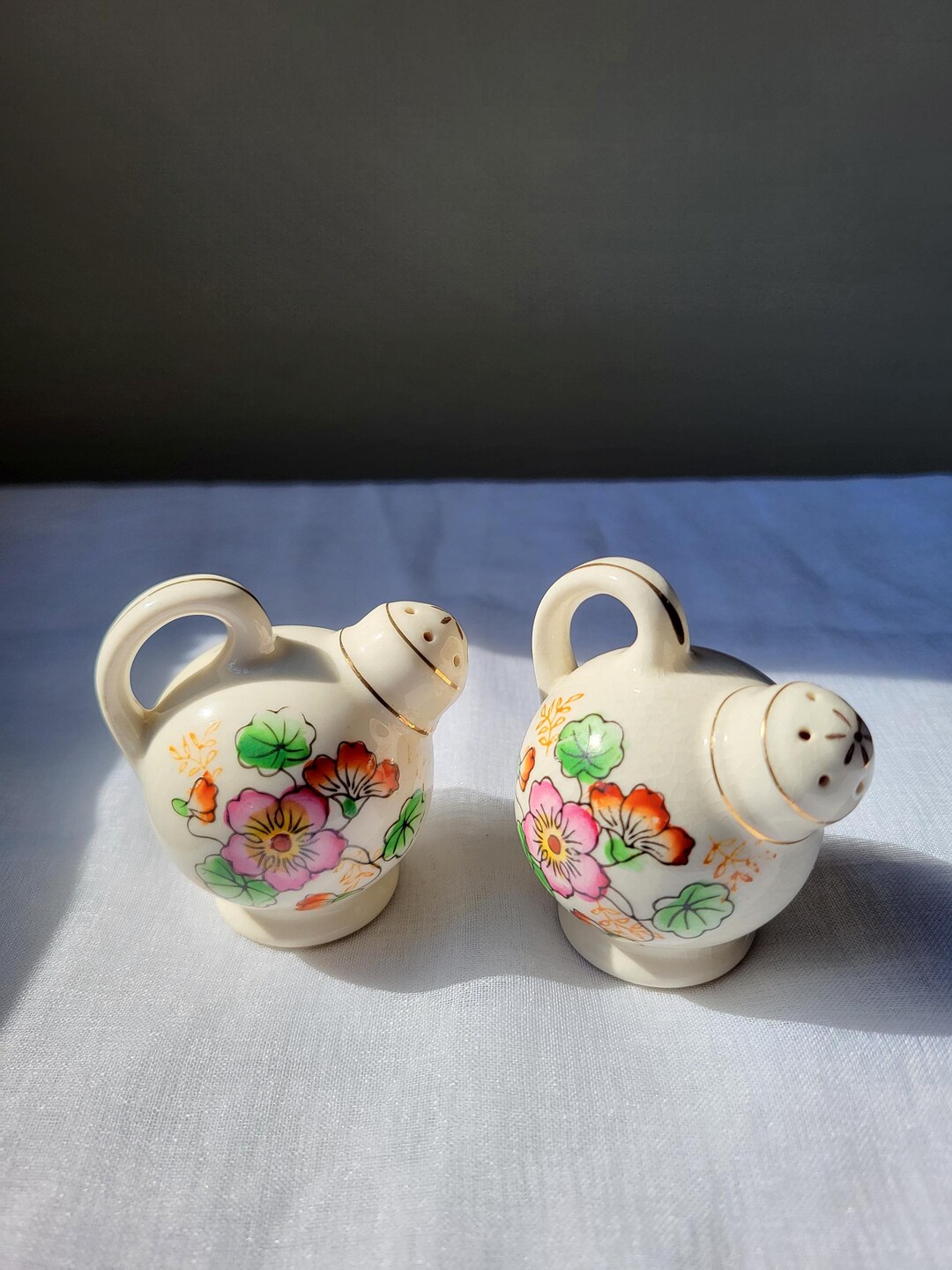 Vintage Ceramic Floral Teapot Style Salt and Pepper Shakers | JAPAN ...